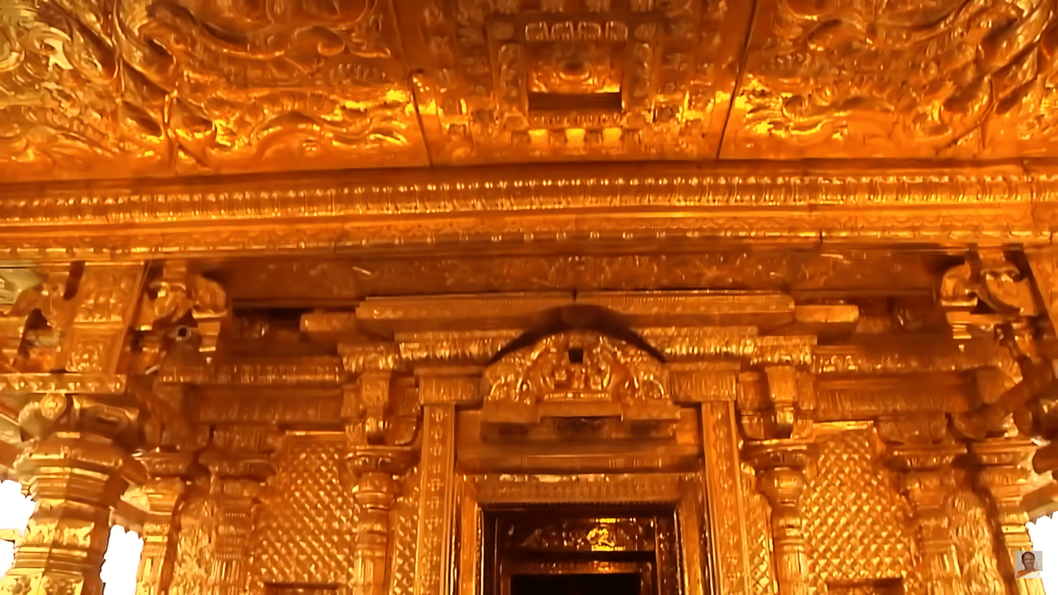 Visit Sripuram Golden Temple in Vellore, Tamil Nadu (2025)