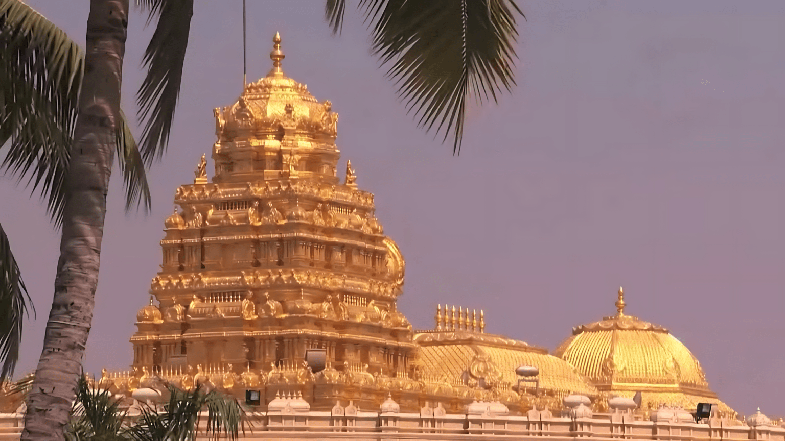 Visit Sripuram Golden Temple in Vellore, Tamil Nadu (2025)