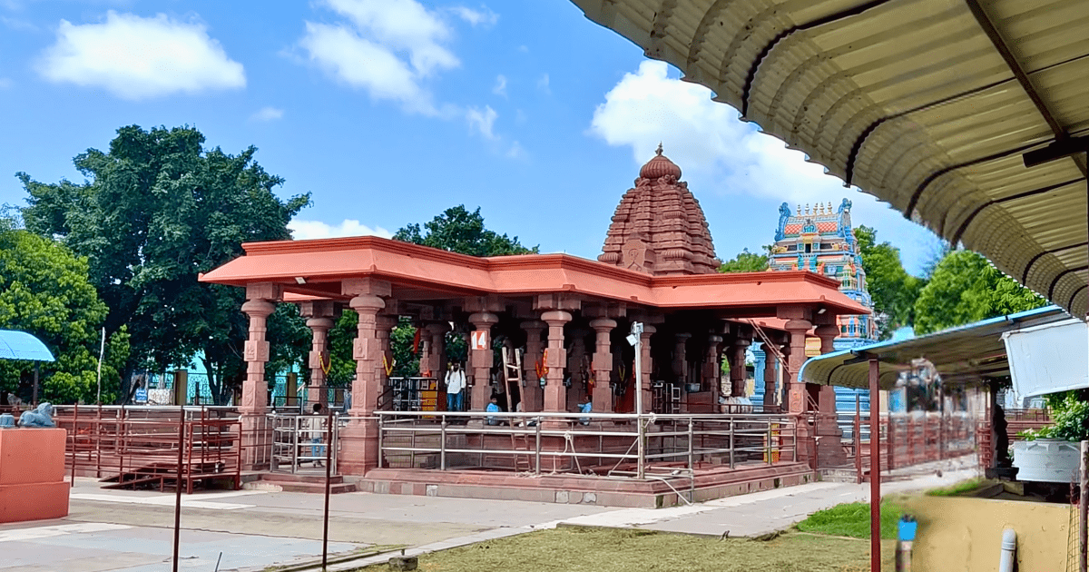Know About Alampur Jogulamba Temple Timings (2025)