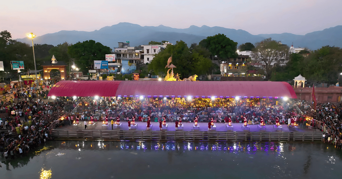 Triveni Ghat Aarti Timings in Rishikesh, Uttarakhand (2025)